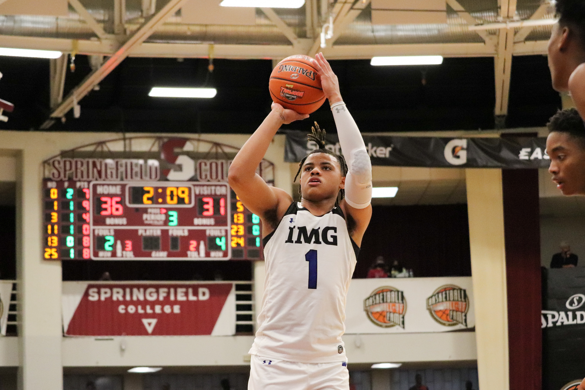 Baylor-bound Keyonte George shows wide-ranged skillset at Hoophall