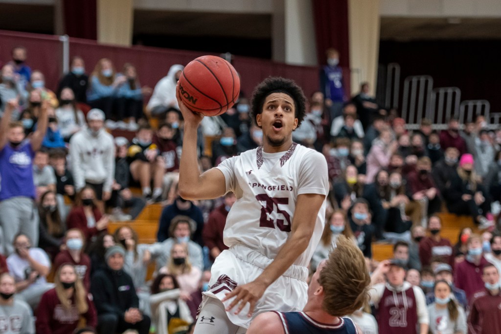 Springfield men's basketball ready to thrive under coach Mike McClendon