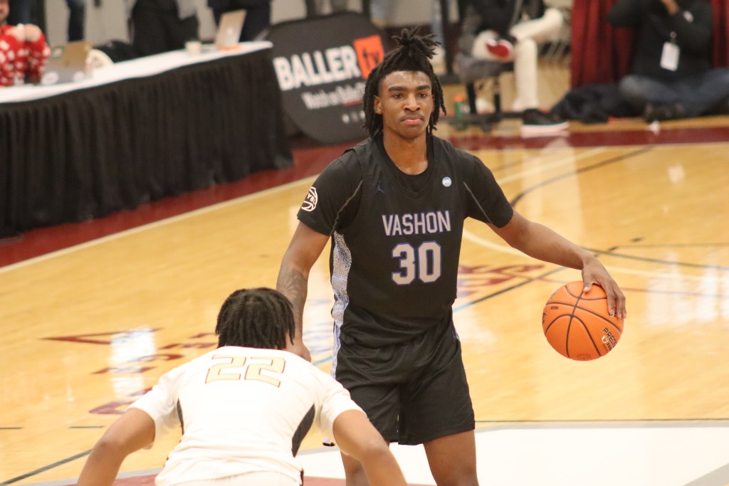 Kennard Davis Jr. shines at Hoophall Classic as under-the-radar talent