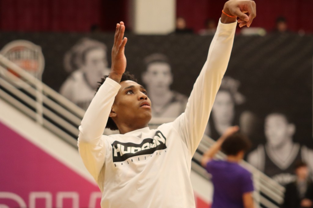 Tahaad Pettiford explodes for 33 points at Spalding Hoophall Classic