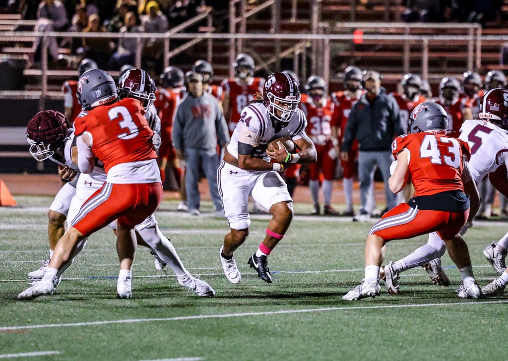 Springfield football cruises to 35-7 win against Merchant Marine on ...